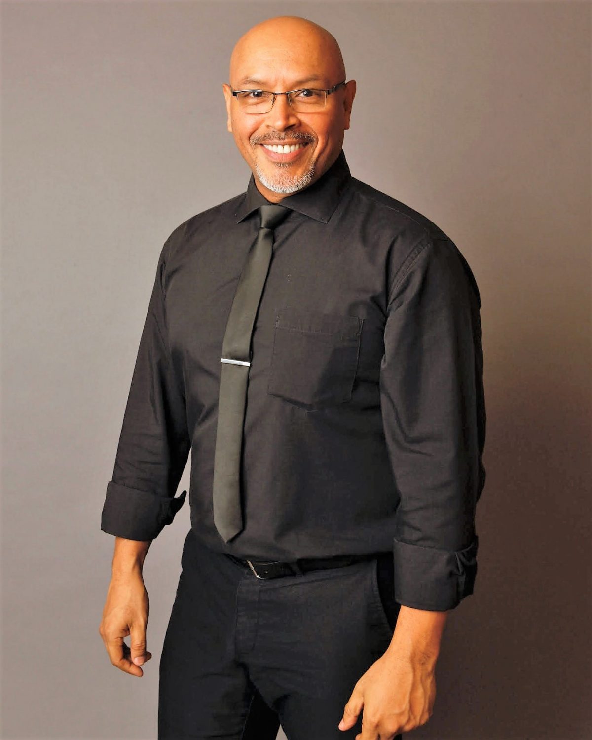 Frank Cuervo – Maika Producciones